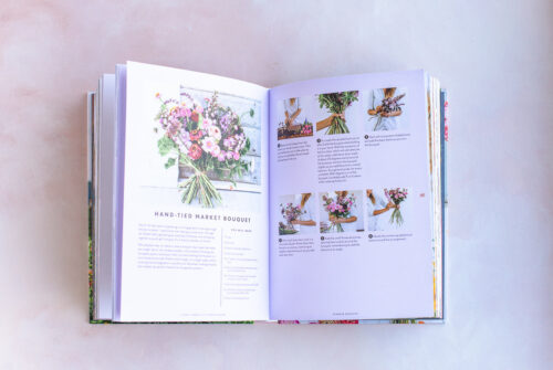 The Best & Most Beautiful Books About Flowers!